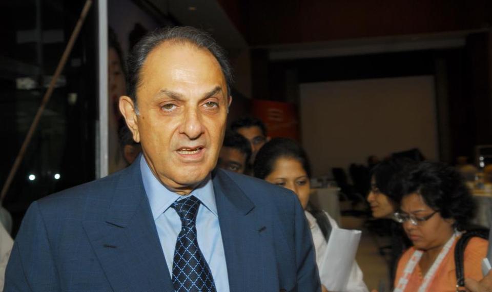 Nusli Wadia alleges governance lapses in letter to Tata Motors ...