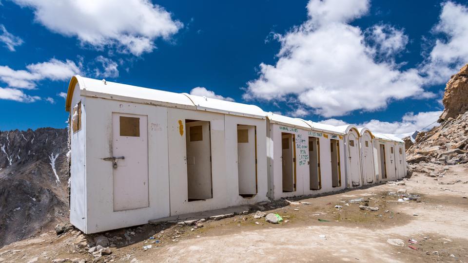 6 things you should be mindful of when using a public toilet | Health