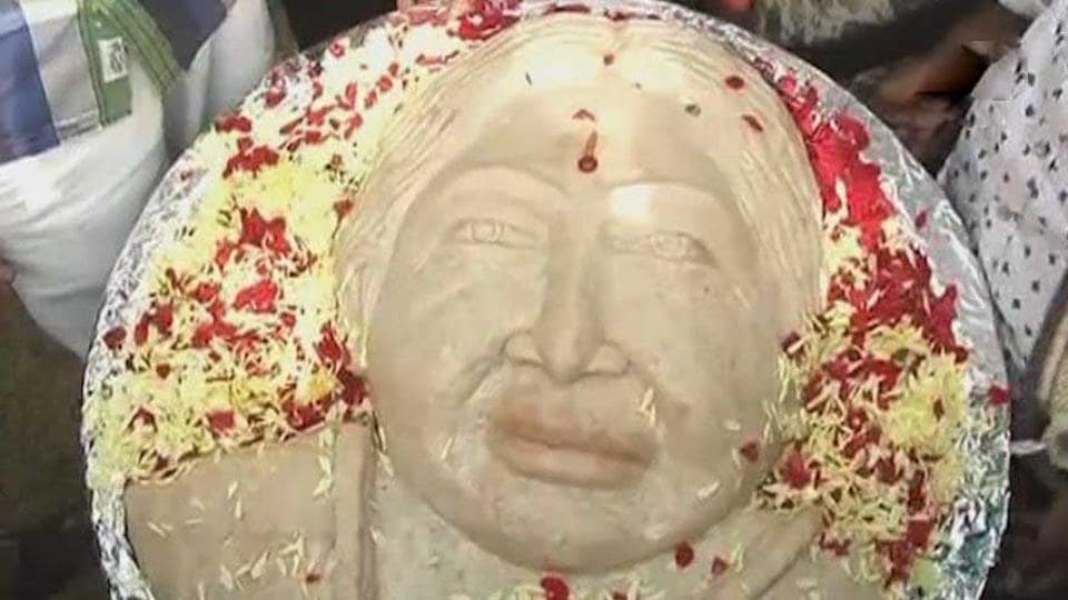 Watch | Remembering Jayalalithaa with Amma idli | Hindustan Times