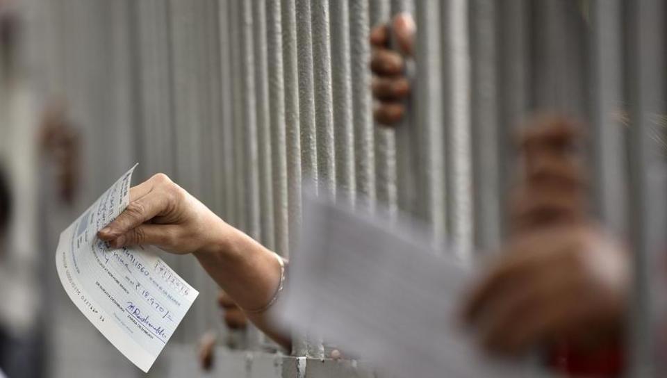 Push for cashless transactions? Govt plans strict punishment for cheque ...