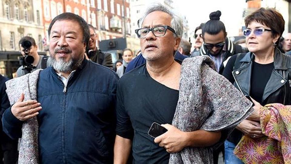 British artist Stuart Semple accuses Anish Kapoor of stealing his ...