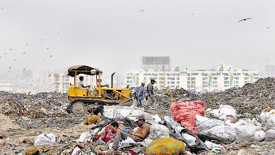 Sukhdev Vihar residents knock on Kejriwal’s door over Okhla plant ...