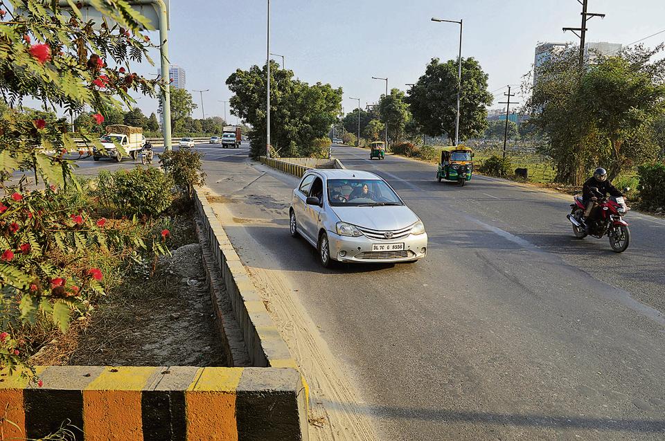 Noida-Greater Noida Expressway exit points to be redesigned | Hindustan ...