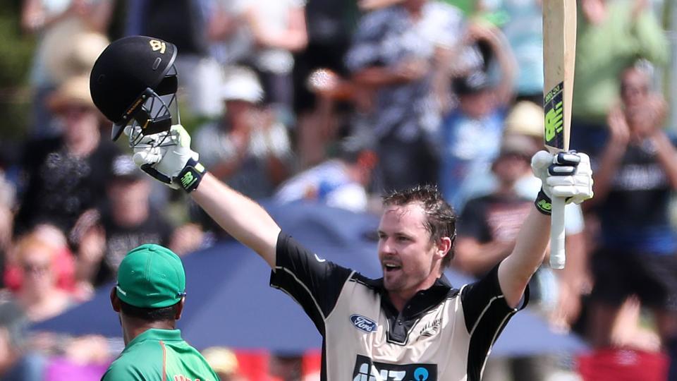 Colin Munro smashes 101 as New Zealand post 195-7 in 2nd T20 vs ...