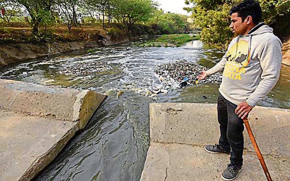 Locals in Delhi where boy drowned say children keep falling in open ...