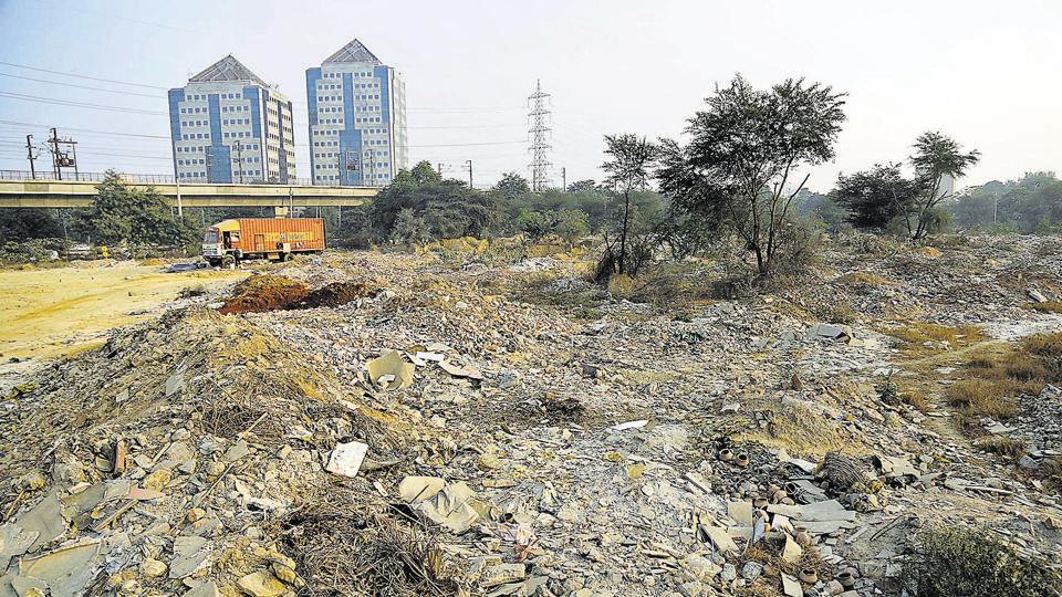 Gurgaon residents face dust pollution as dumping of rubble goes on ...
