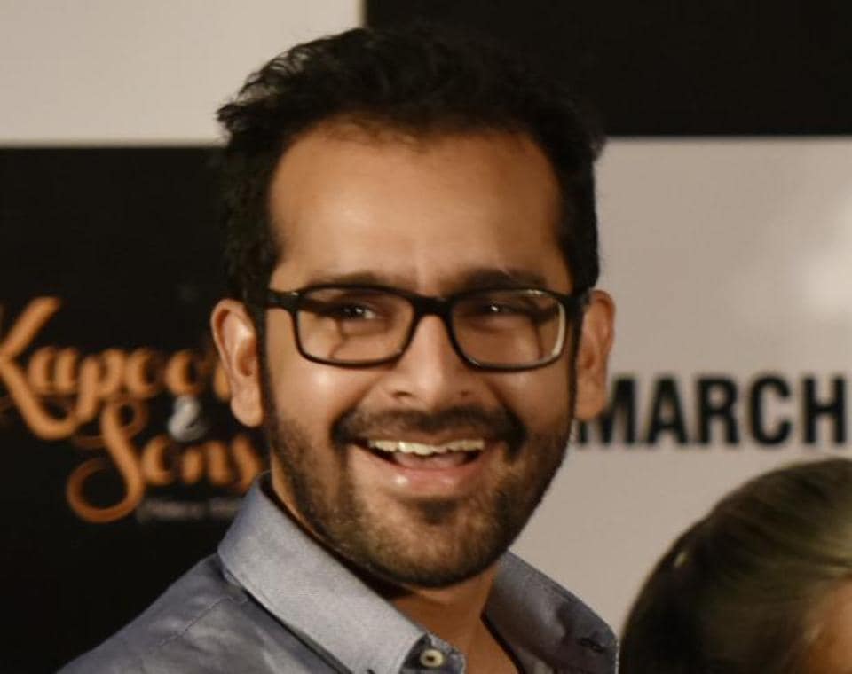 Popular actors bring people to theatres, add value to films: Shakun ...