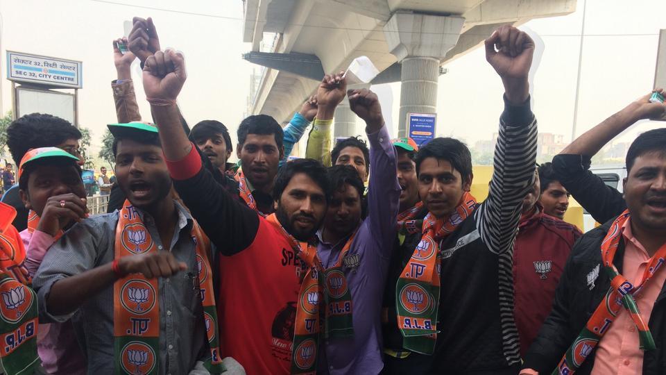 BJP workers intensify campaign in Noida | Hindustan Times