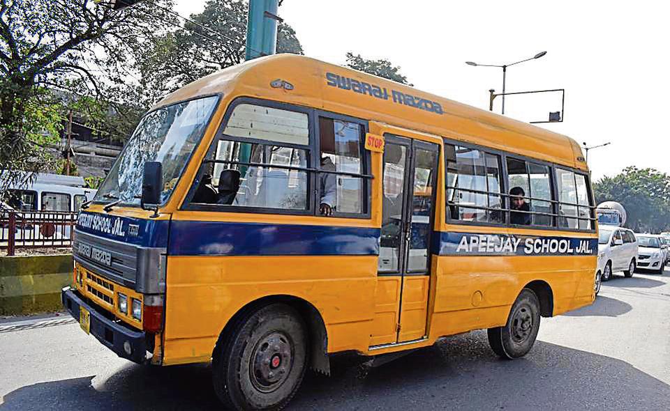 13-out-of-20-pvt-school-buses-found-violating-safety-norms-in