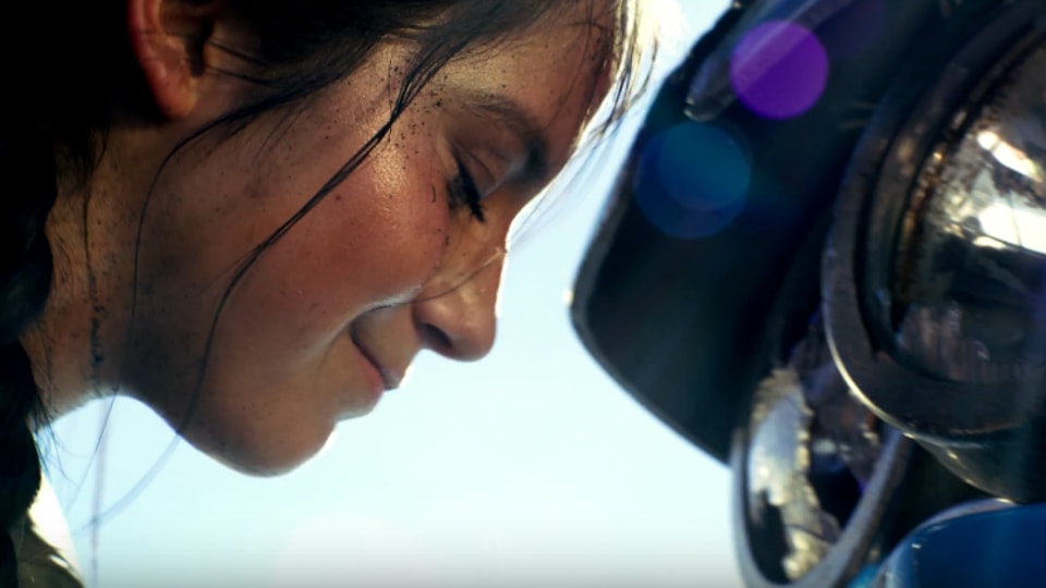 The new Transformers: The Last Knight trailer fights like a girl ...