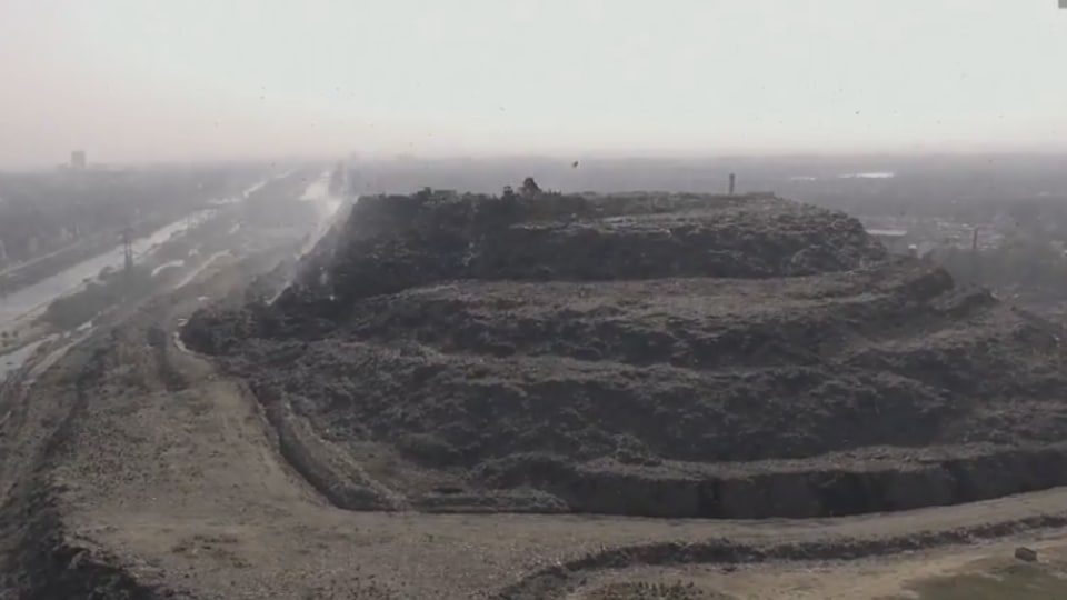 Delhi can’t dump this: How to deal with its mountain of garbage ...