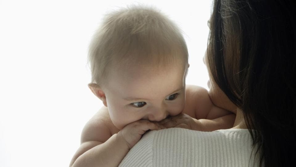 More reasons to hug your baby. Hugs reduce stress, boost immunity in ...