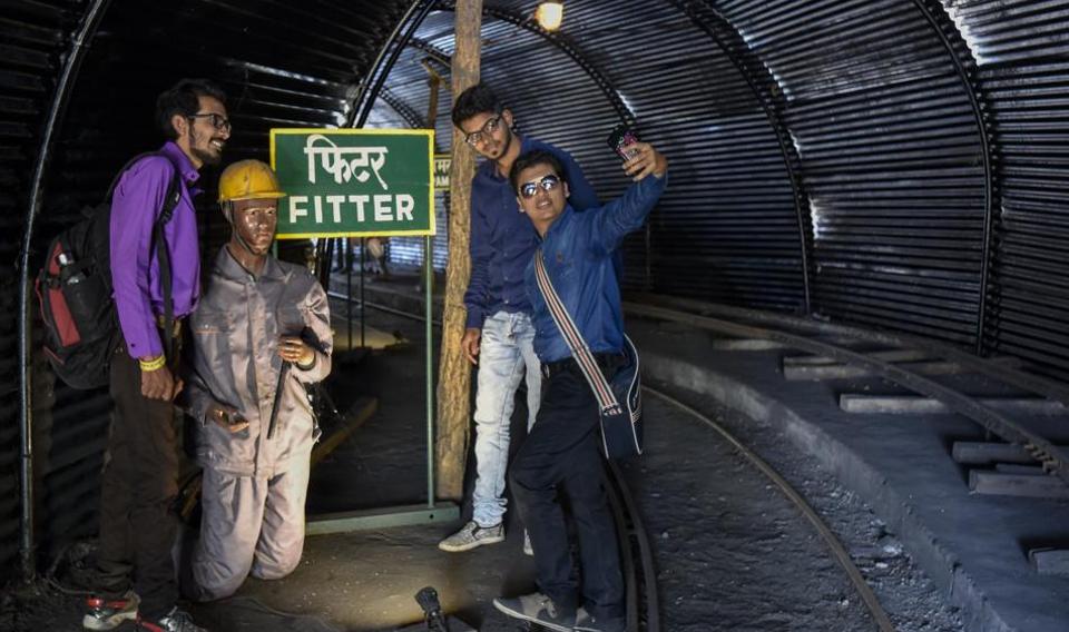 See what it’s like inside a live coal mine, as tourists take the trip ...