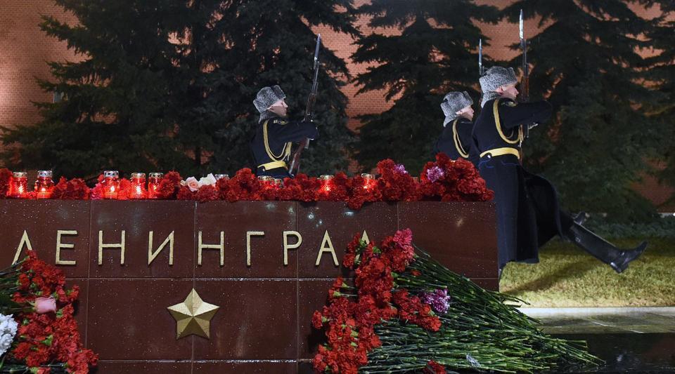 Russia: Blast in St. Petersburg metro train kills 14, suicide bombing ...