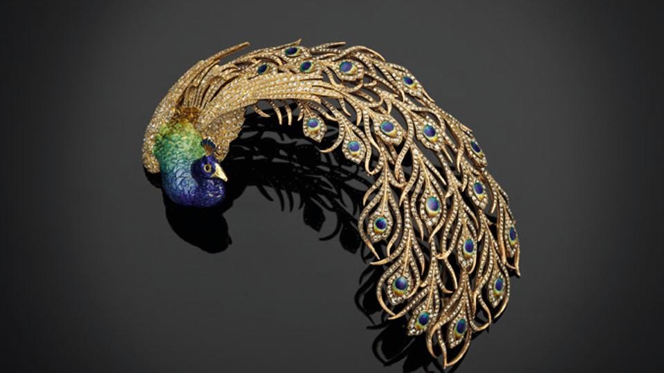 In pics: Bejewelled treasures of the Mughals and maharajas on display ...