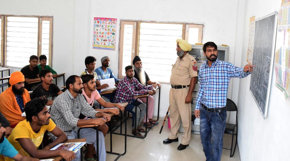 When inmates become teachers: Winds of literacy sweep through ...