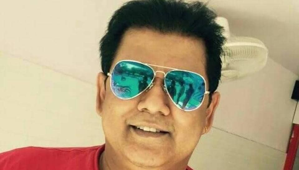 Bengaluru Woman Shoots Husband Thrice In Car Chases Him As He Escapes