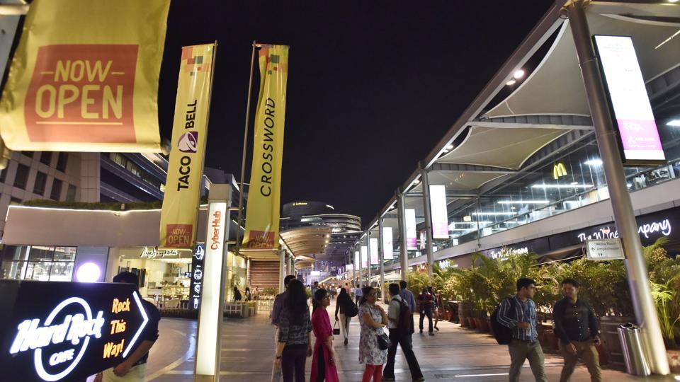 SC alcohol ban: After clearance, Cyber Hub returns to party mode... in ...