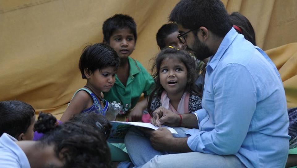Professionals come together to teach underprivileged students in Noida ...