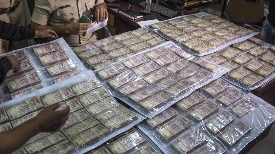 Income tax dept can seize unexplained money from bank accounts, says ...