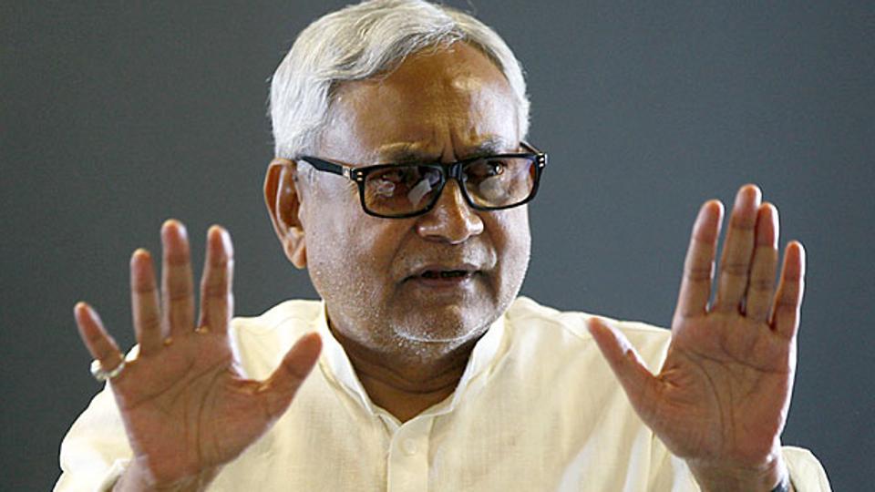 Bihar topper scam: Nitish vows action, says teachers in 600 schools to ...