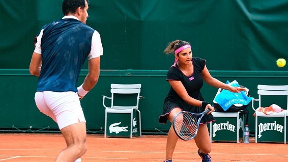 Sania Mirza enters French Open mixed doubles quarters, Rohan Bopanna ...