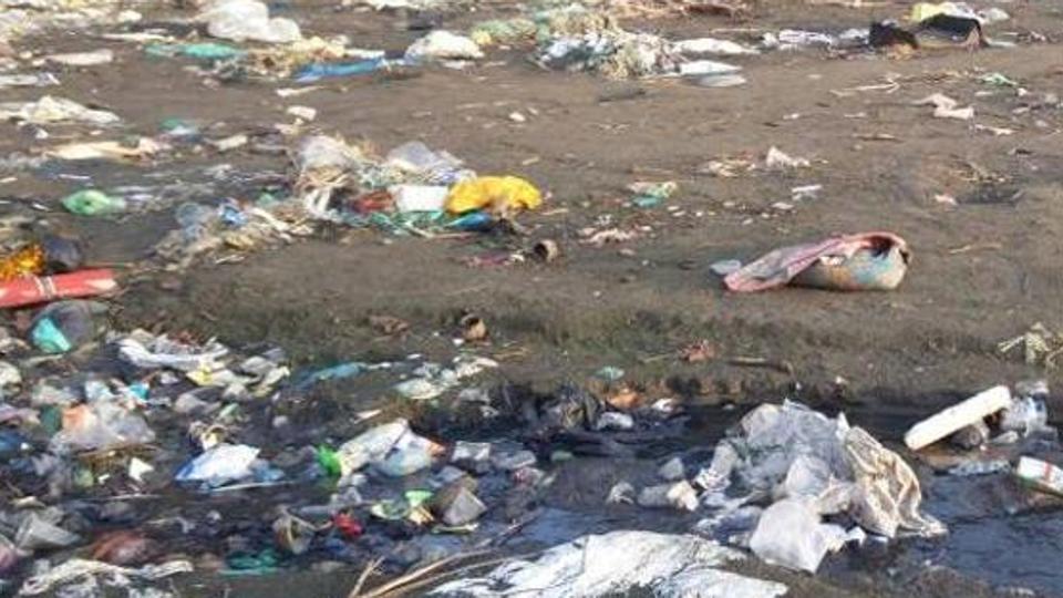 World Oceans’ Day: HT identifies dirtiest beaches along Maharashtra’s ...