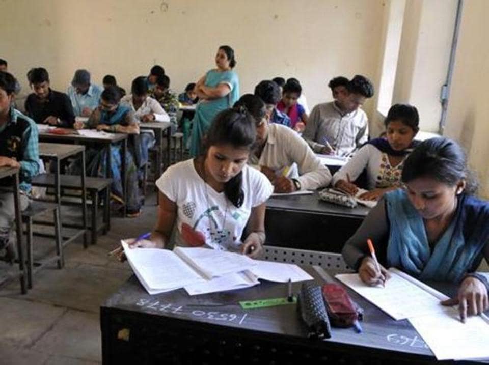 More career options make BA a favourite among students in Mumbai ...