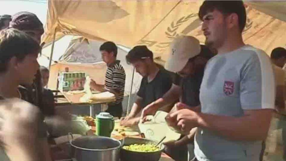 Restaurant in DC serves up falafel to help refugees | Hindustan Times