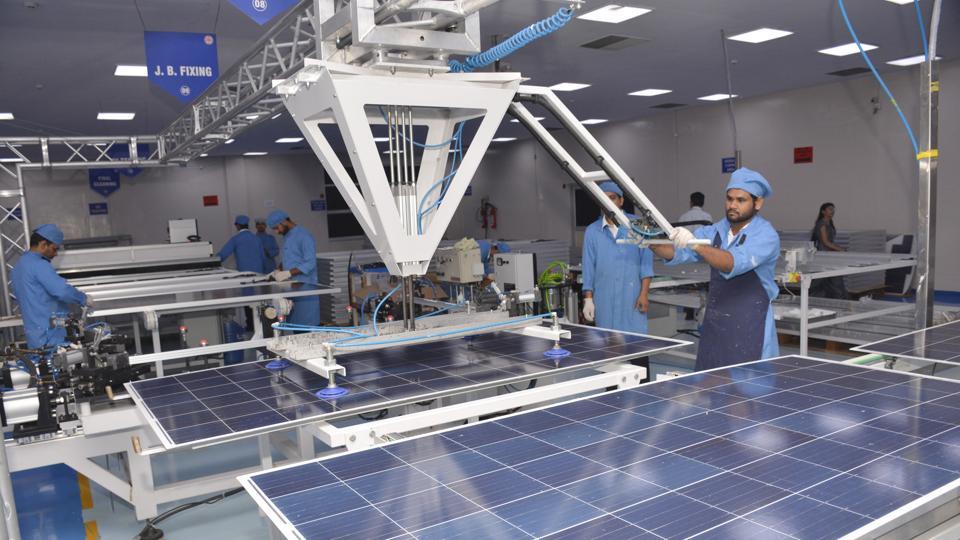 Solar power plant in Ghaziabad dedicated to nation | Hindustan Times