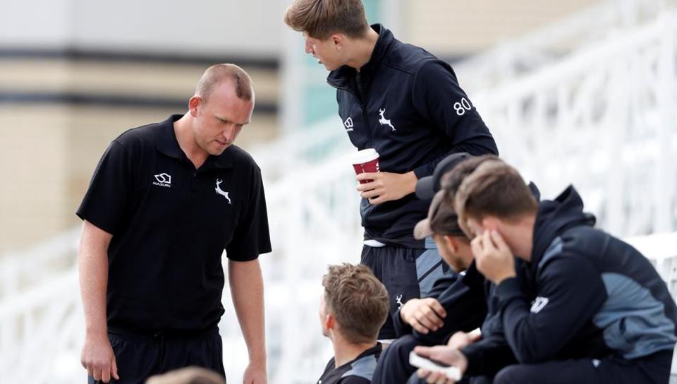 English cricketer suffers horrific head injury during match | Watch ...