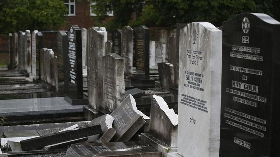 Anti-semitic hate incidents in Britain rise by 30%, a record high ...