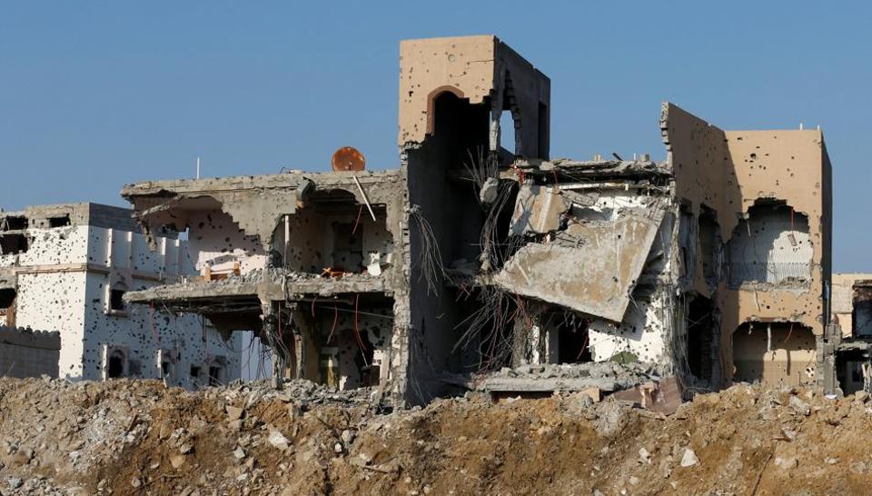 Saudi forces reduce dozens of buildings to ruins in the Shia town of ...
