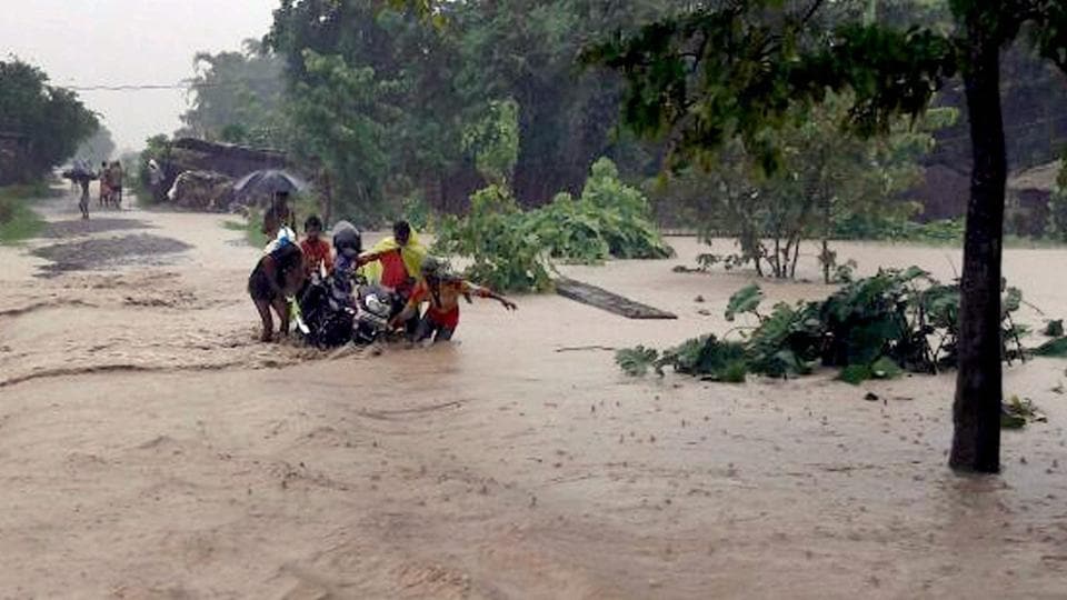 Bihar floods: Army, National Disaster Response Force helping in rescue ...
