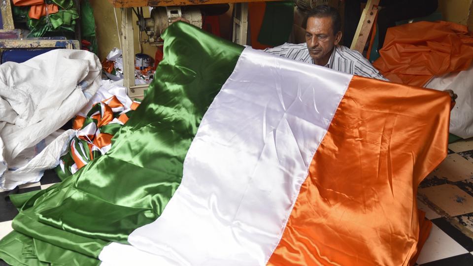 Photos: Independence Day, a flag maker’s delight | Hindustan Times