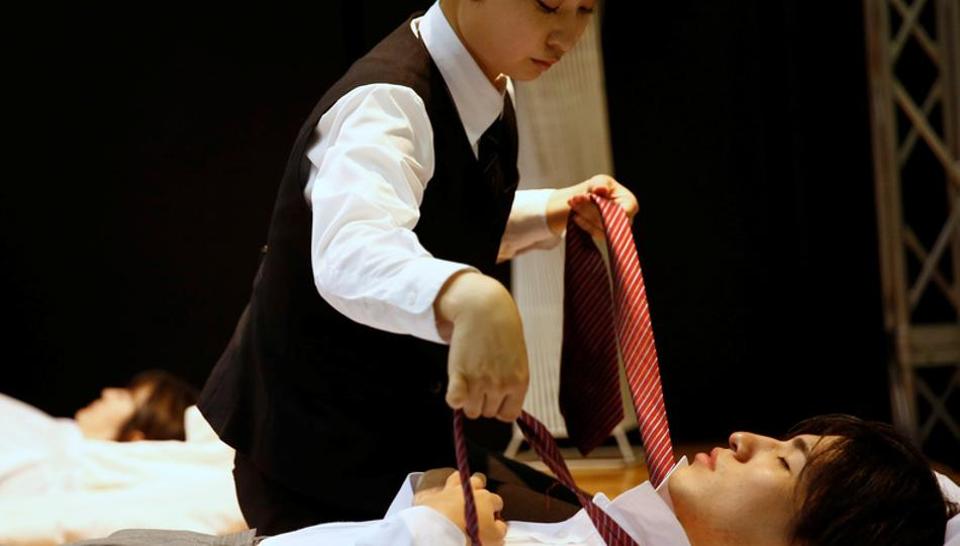 Drop-dead beautiful: Japan undertakers tested on how to dress a corpse ...