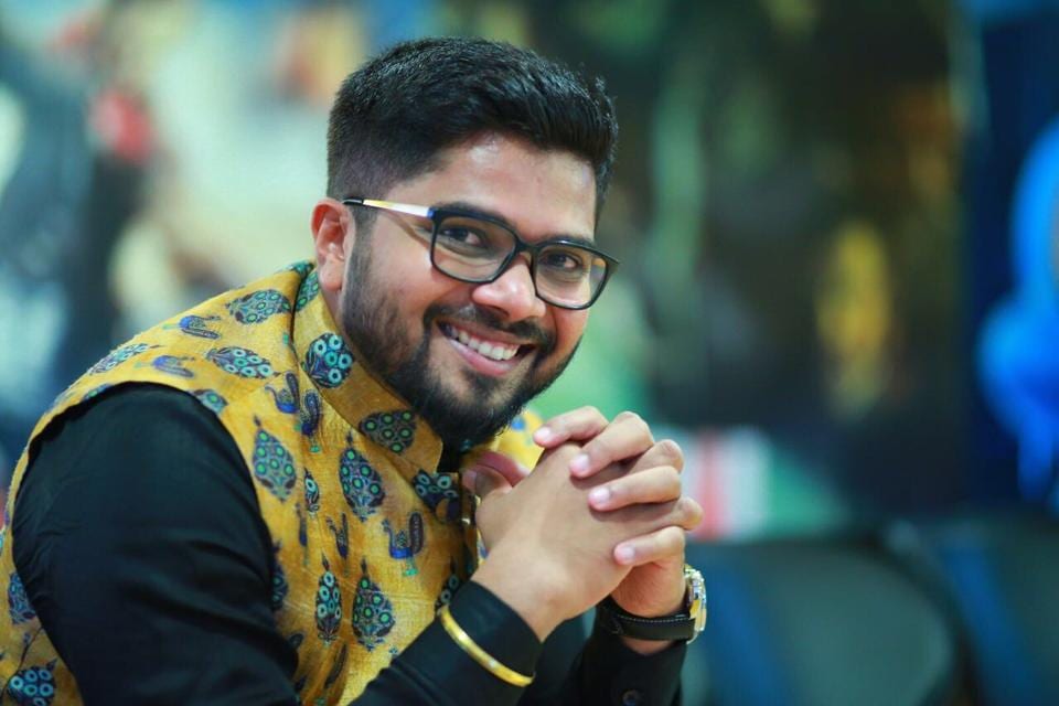 Marathi celebs demand a voice | Entertainment News