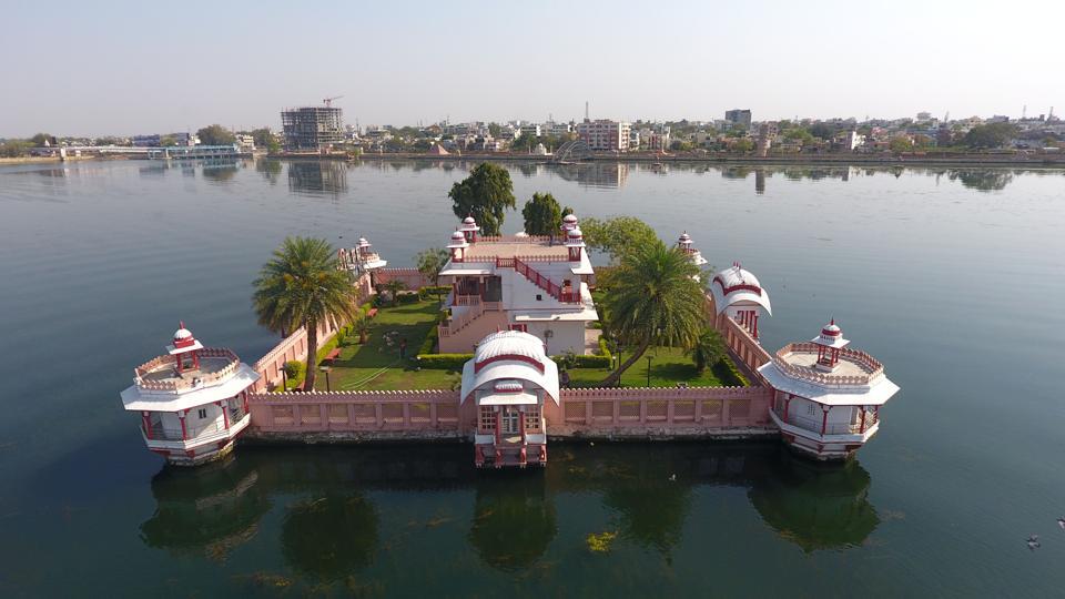 Cable-stayed bridge, air connectivity to boost Kota tourism | Hindustan ...