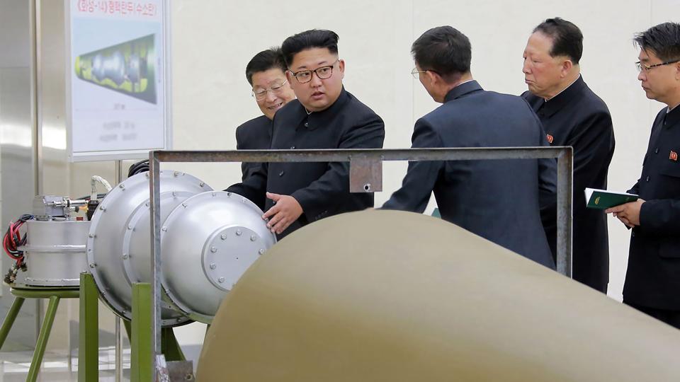 What is a hydrogen bomb and why is it deadlier than atomic bombs ...