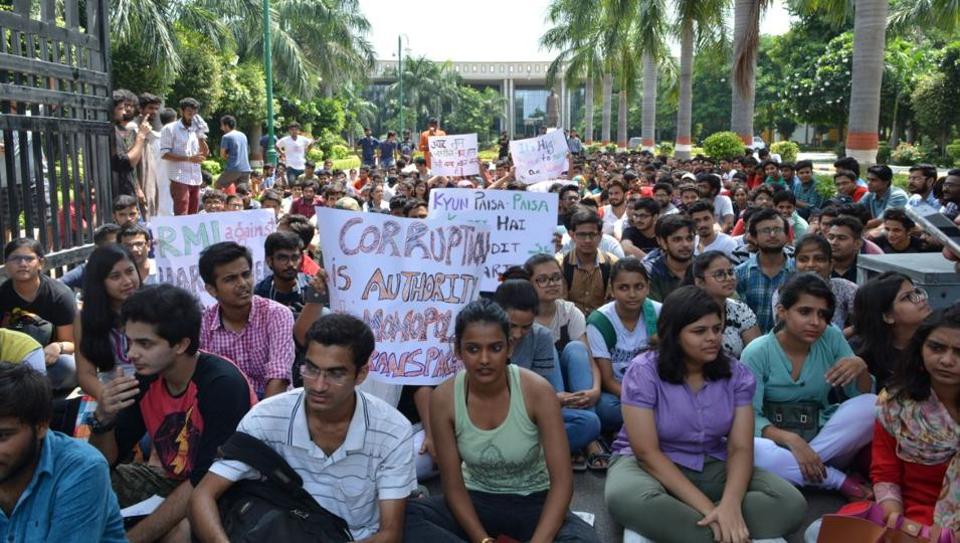 Protest continues at RML Law University: Students say only CJI can ...