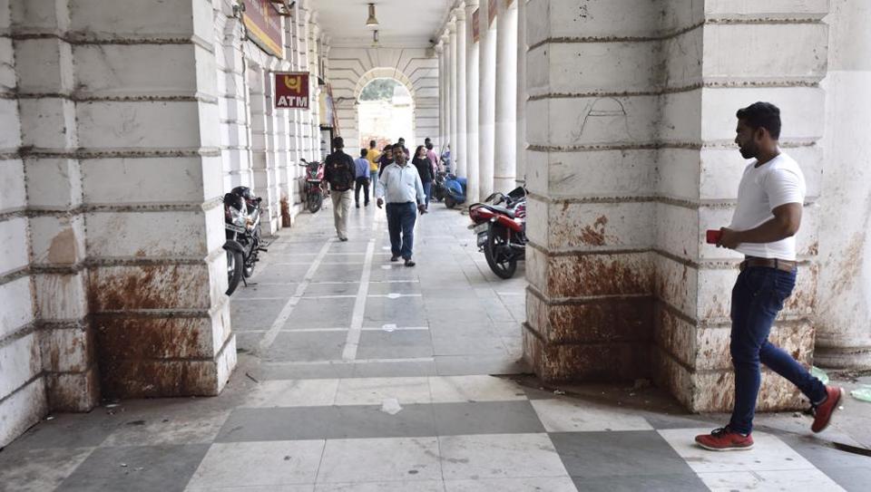 Metro Matters: World cities struggle with paan spitters, let Delhi show ...