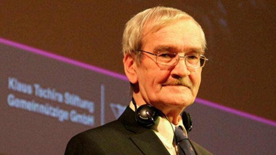 Soviet officer who ‘saved the world’ from nuclear war dead at 77 ...