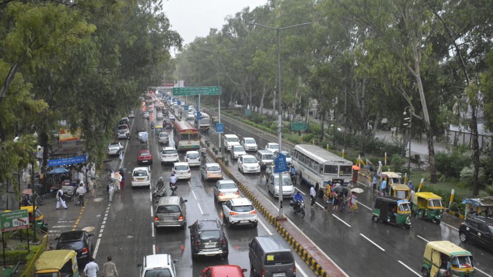 Ghaziabad admin devises plan to revamp major roads, markets | Hindustan ...