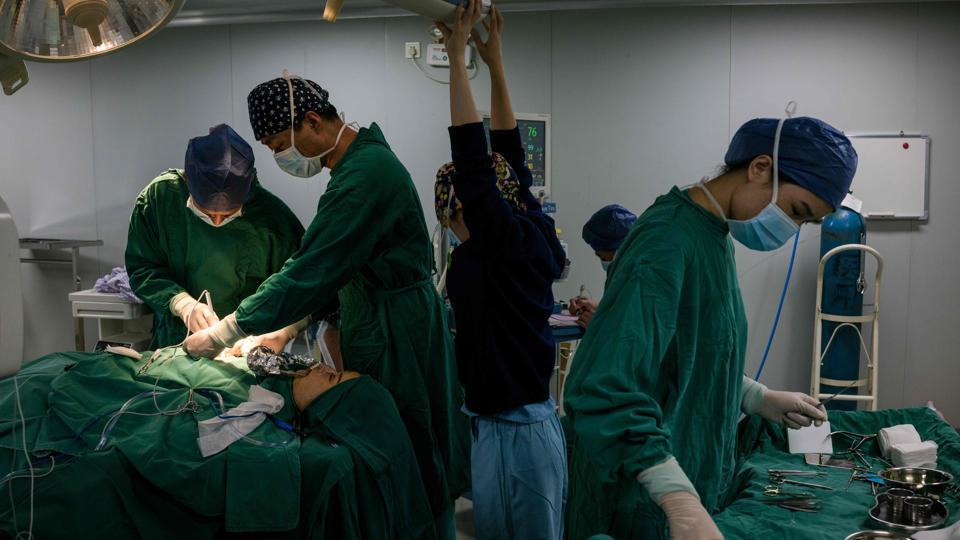 China’s plastic surgery stampede: Going under the knife to look good ...