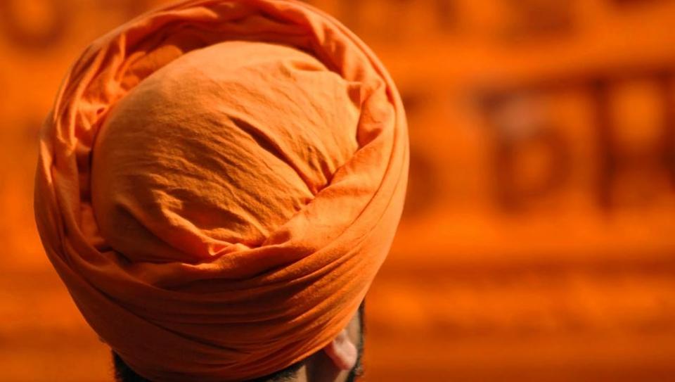 Sikh student in US removed from football game for wearing turban ...