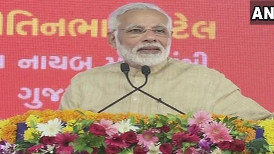 Narendra Modi’s Gujarat visit Highlights: PM says honesty will always ...
