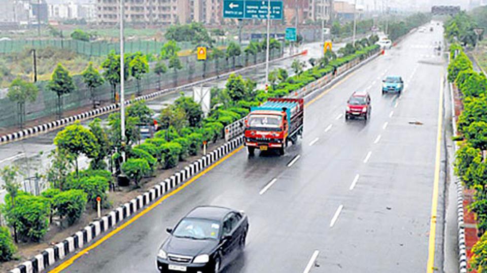 Moody’s assigns Baa3 rating with positive outlook to NHAI | Business News