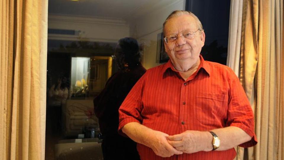 Ruskin Bond’s autobiography Lone Fox Dancing wins literary award ...