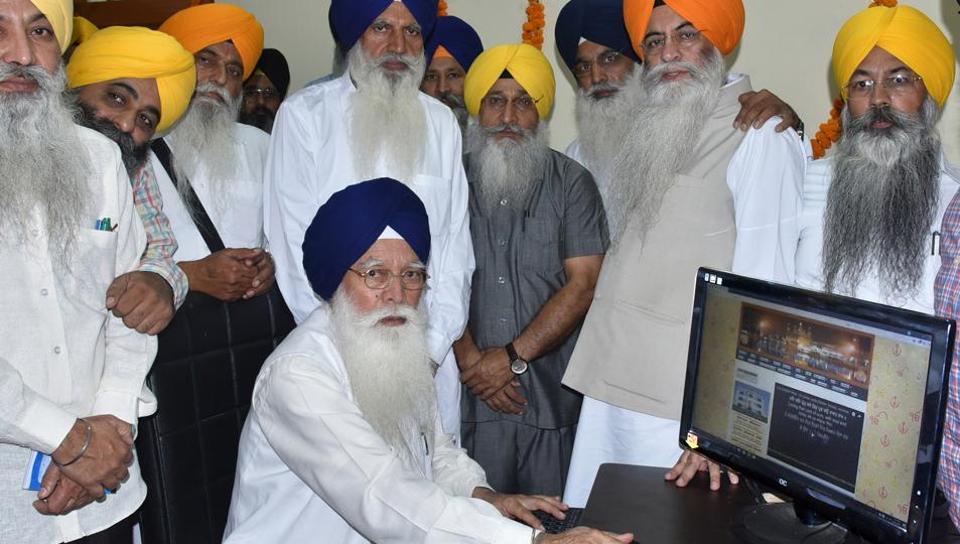 SGPC chief inaugurates new IT wing in Amritsar to promote Sikhism ...
