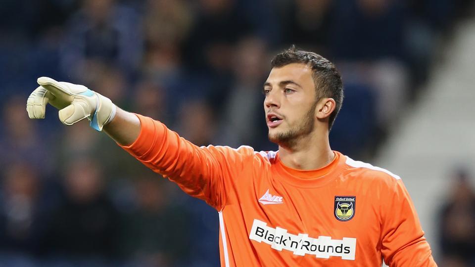 Football goalkeeper gets ’Pee’nalised with red card for urinating near ...